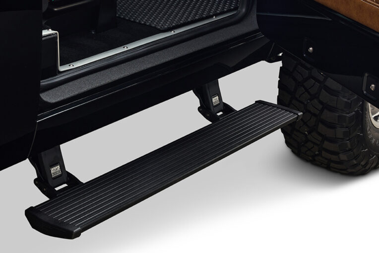 Black Hills | Classic Ford Broncos