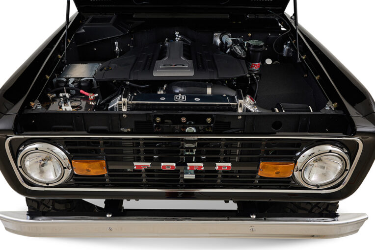 Black Hills | Classic Ford Broncos