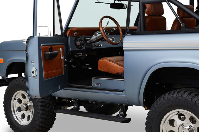 Ludington | Classic Ford Broncos