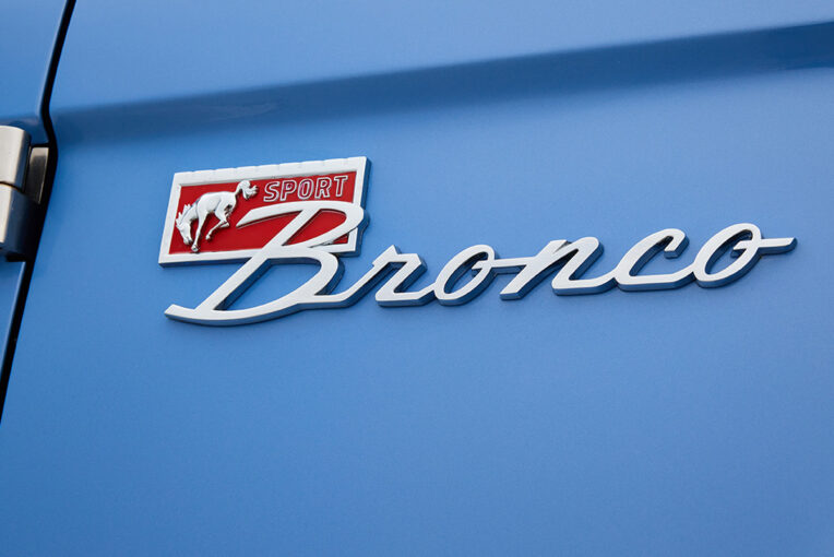 Glen Arbor | Classic Ford Broncos