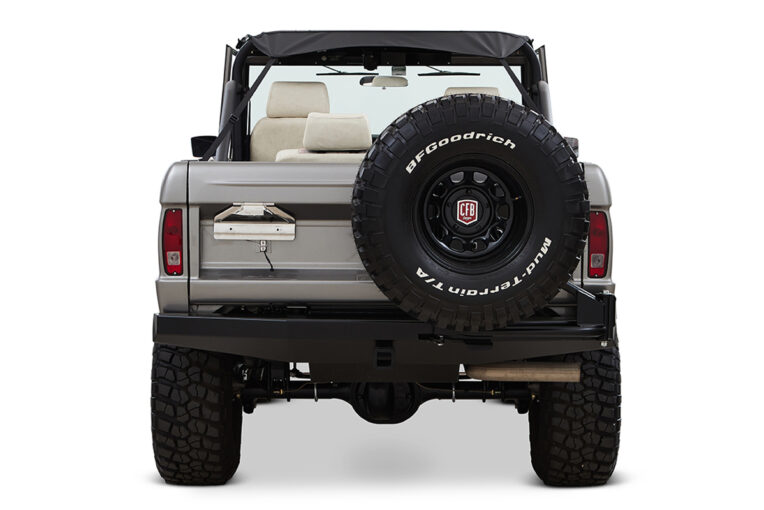 1971 Silver Ford Bronco | 1971 Classic Ford Bronco - Santa Fe | Classic ...