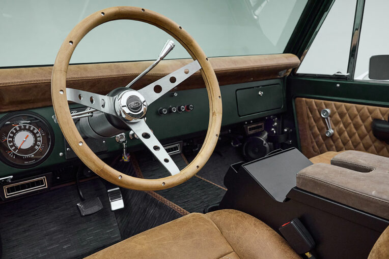 1974 Dark Green Ford Bronco | 1974 Classic Ford Bronco - Spooky Gunship | Classic Ford Broncos